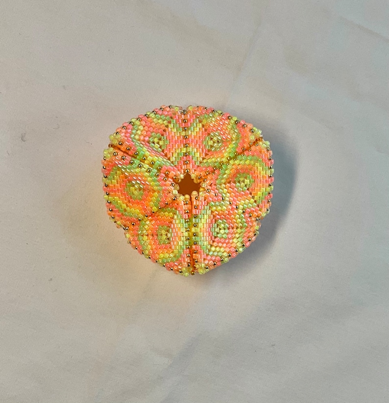 Heat Haze Kaleidocycle, Beaded Sculpture Graphs, Beadwoven Art Object ...