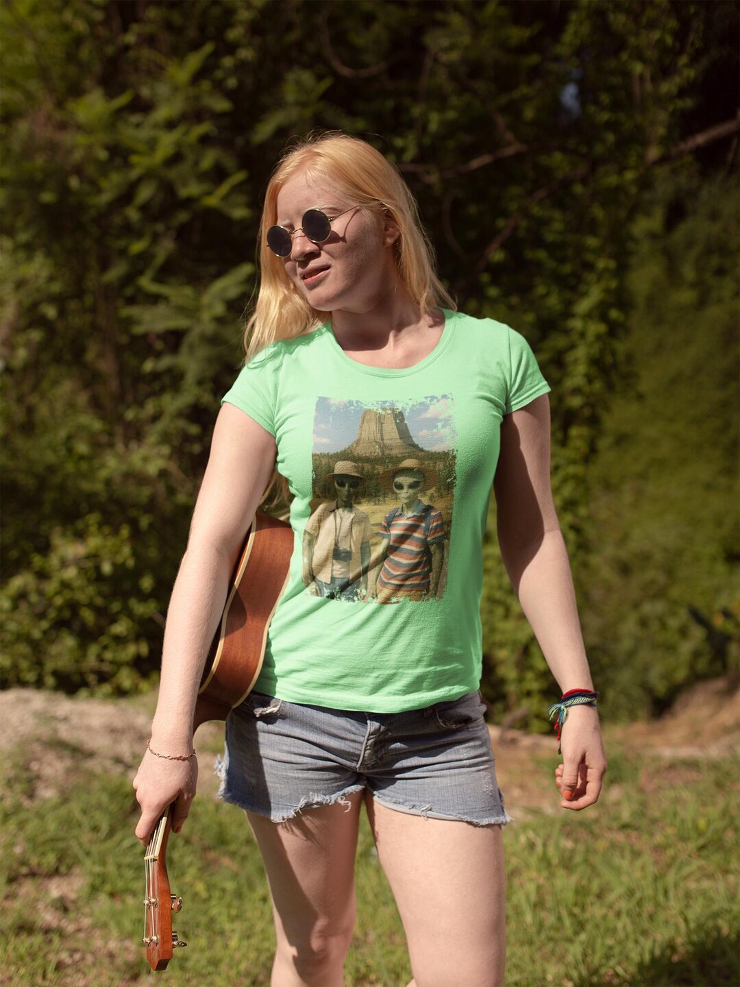 Aliens Visiting Devil's Tower Tee, Funny Graphic Tee, Retro Halloween ...