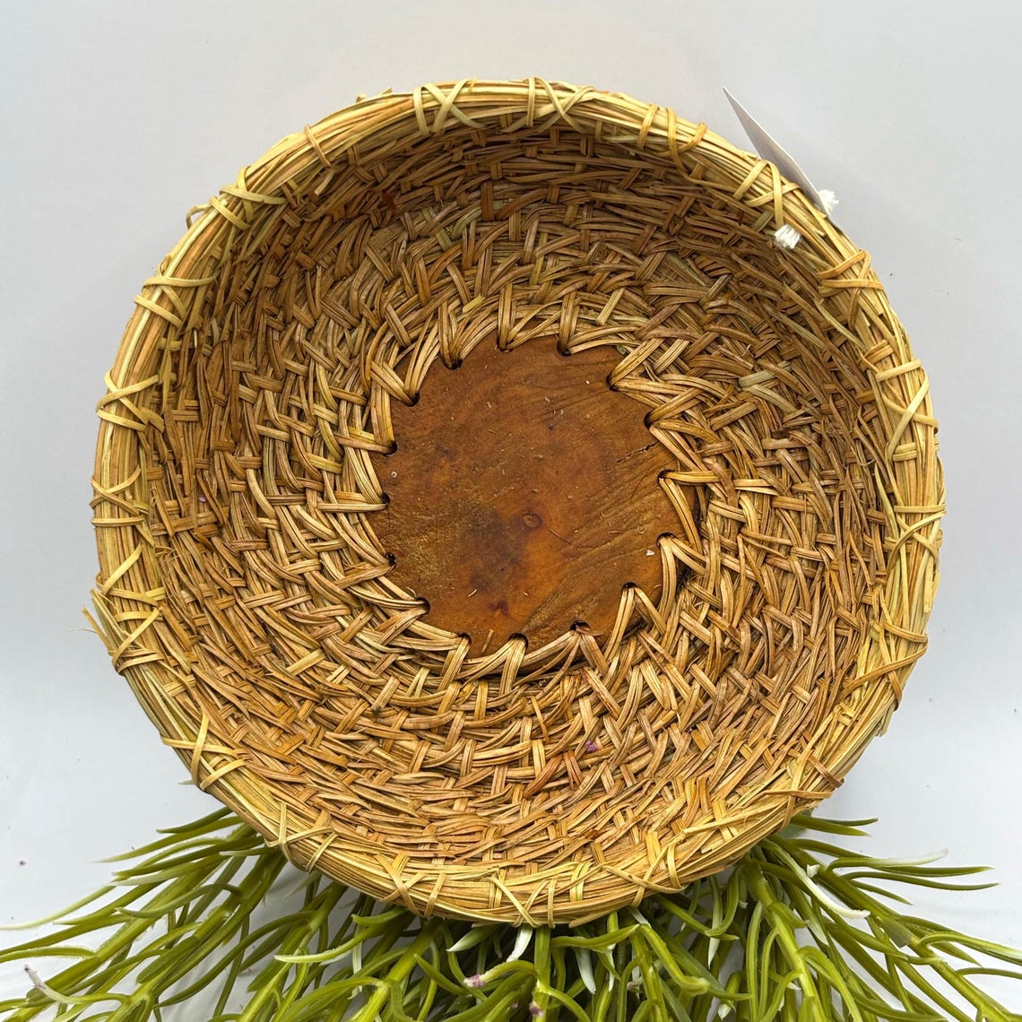 Handwoven Pine Needle Box With Lid and Mini Pinecone Top | Rustic Eco ...