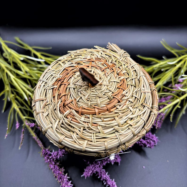 Handmade Pine Needle Box With Lid and Twig Handle | Natural Brown and ...