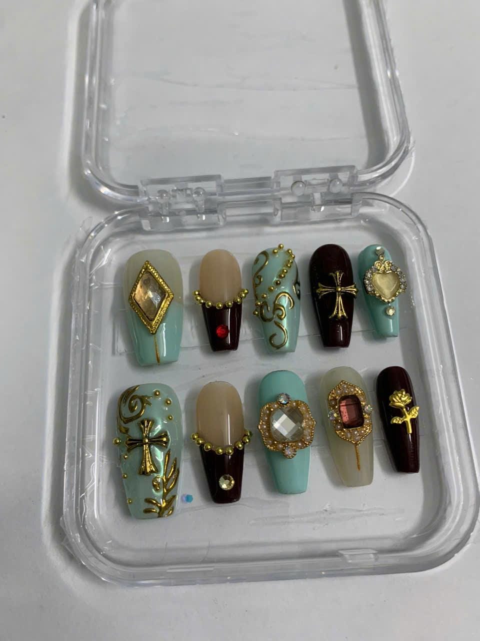 Vintage Baroque Press on Nails, Gothic Cameo Nail Set, Elegant Cross ...