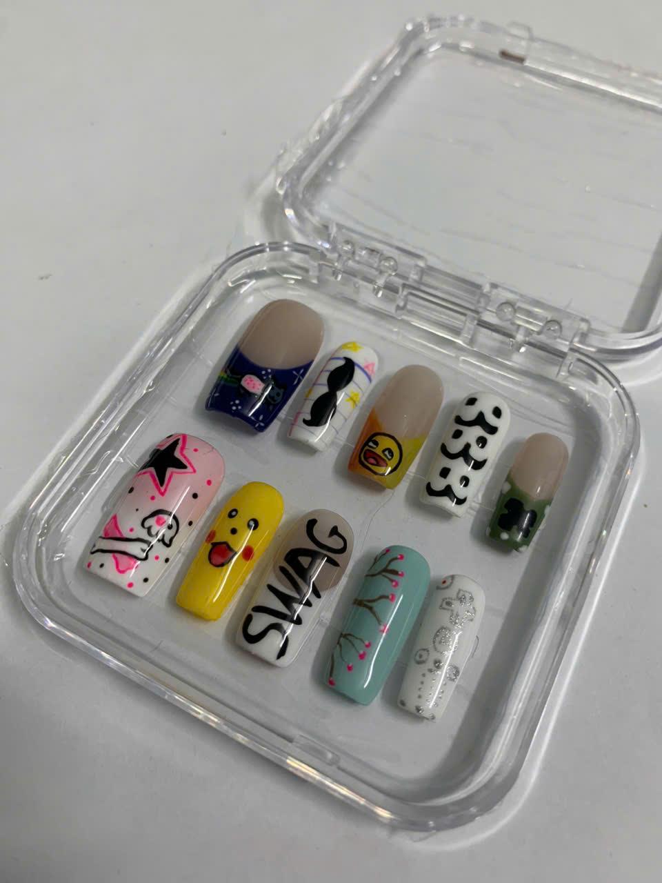Cute Meme Press on Nails With Cartoon Faces Swag Fun Gaming Pop Art ...