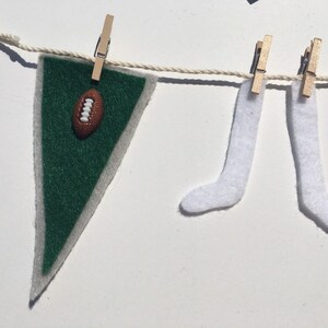 Miniature Felt Football Player's Clothesline Football Banner Garland ...