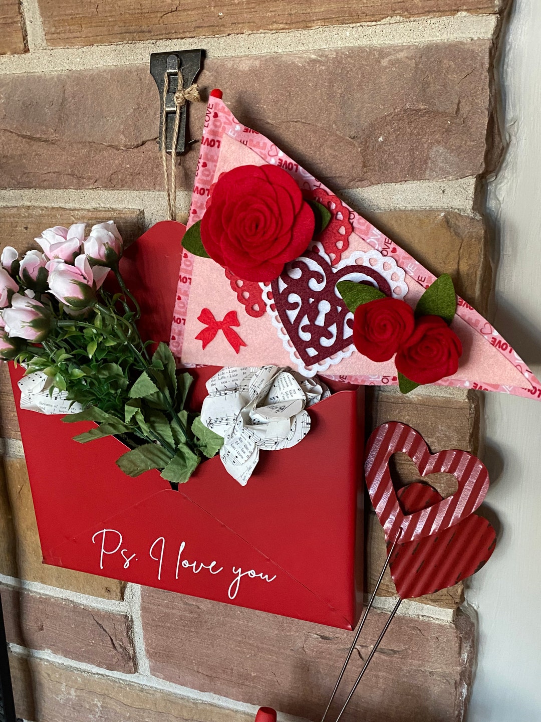 Felt Flower Flag for Valentines Day Decoration - Etsy