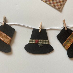 Pilgrim Hat Clothesline Banner, Pilgrim's Laundry Line, Thanksgiving ...