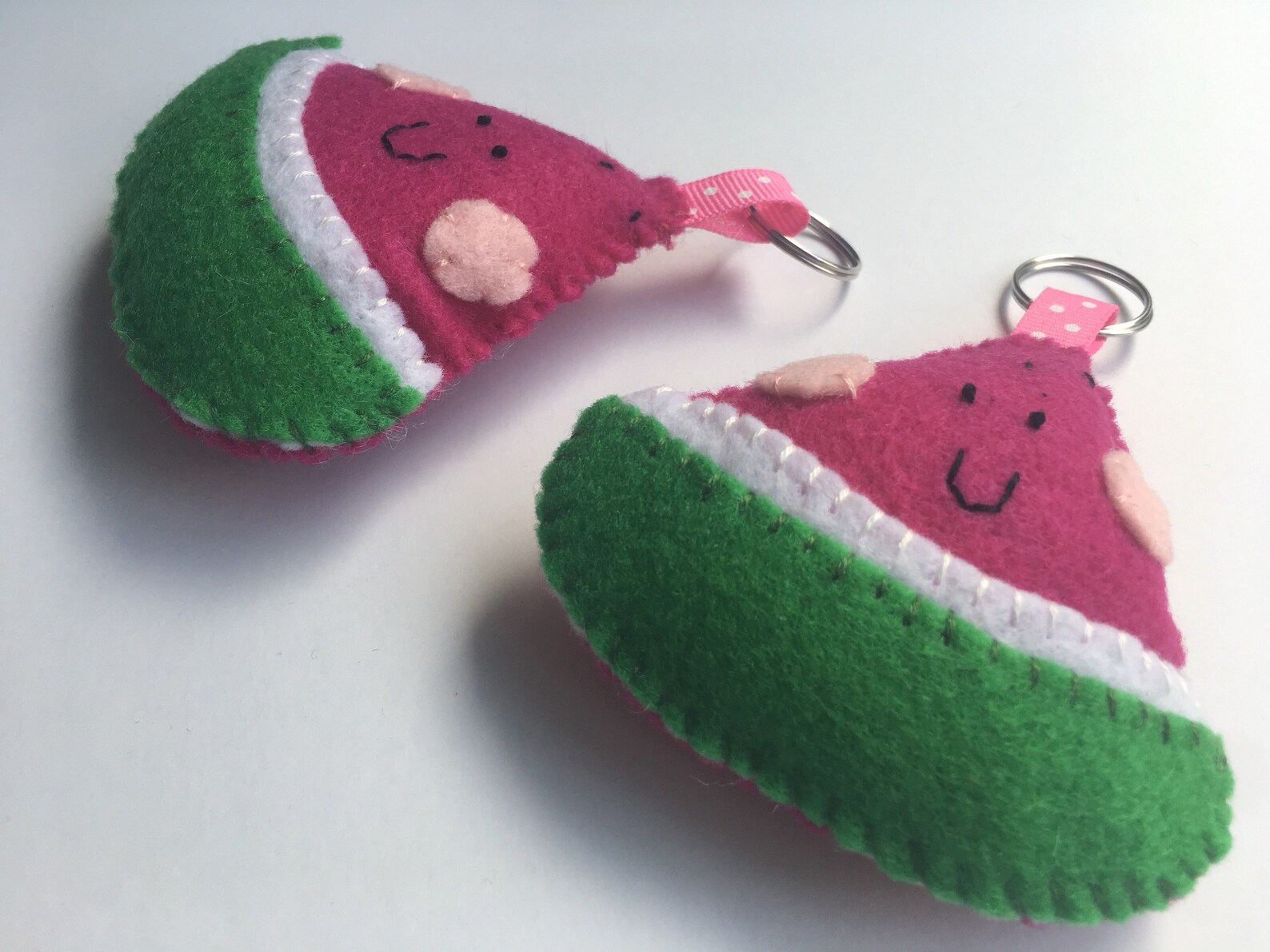 Felt Fruit Keychain: the Happy Watermelon - Etsy