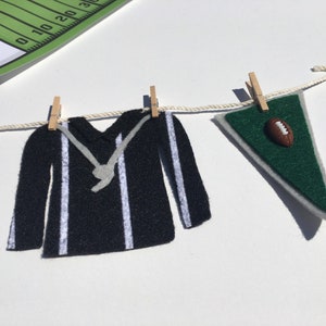 Miniature Felt Football Player's Clothesline Football Banner Garland ...