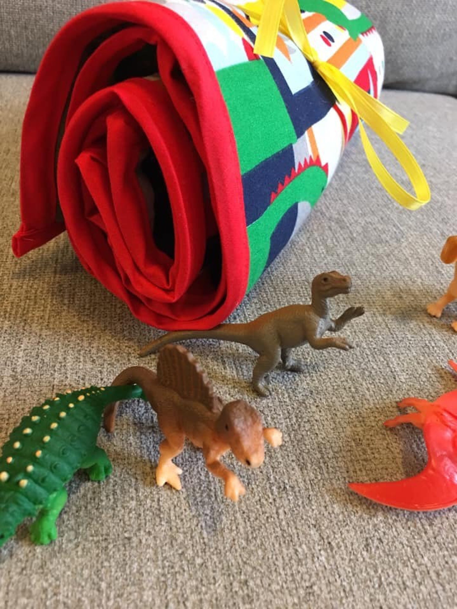 Dinosaur Playmat: Felt Mat with Dinosaur Toys | Etsy