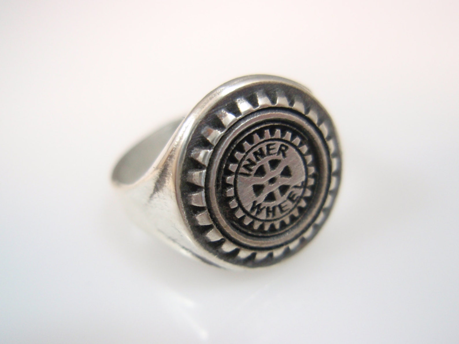 Rotary International Ladies "inner Wheel" Crest Sterling Silver 925 ...