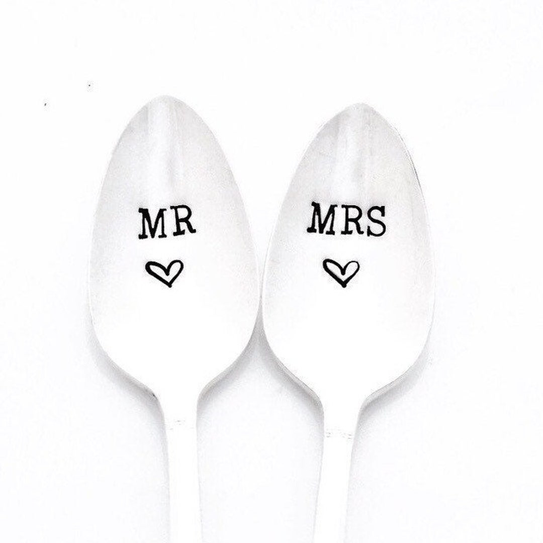 CUSTOM Mr. & Mrs. His Hers Stamped Spoons. Mr and Mrs Hand - Etsy