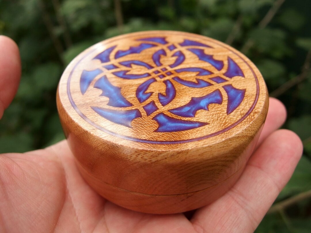 Ornate Carved Awesome Little Box Finely Crafted Tiny Box. Artisan ...