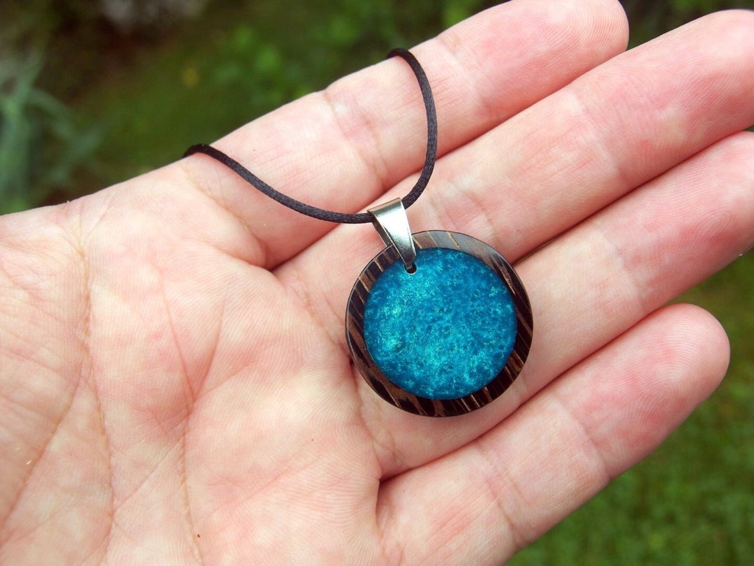 Exotic Wood and Resin Disc Pendant Neclace. Minimalist Boho Necklance ...