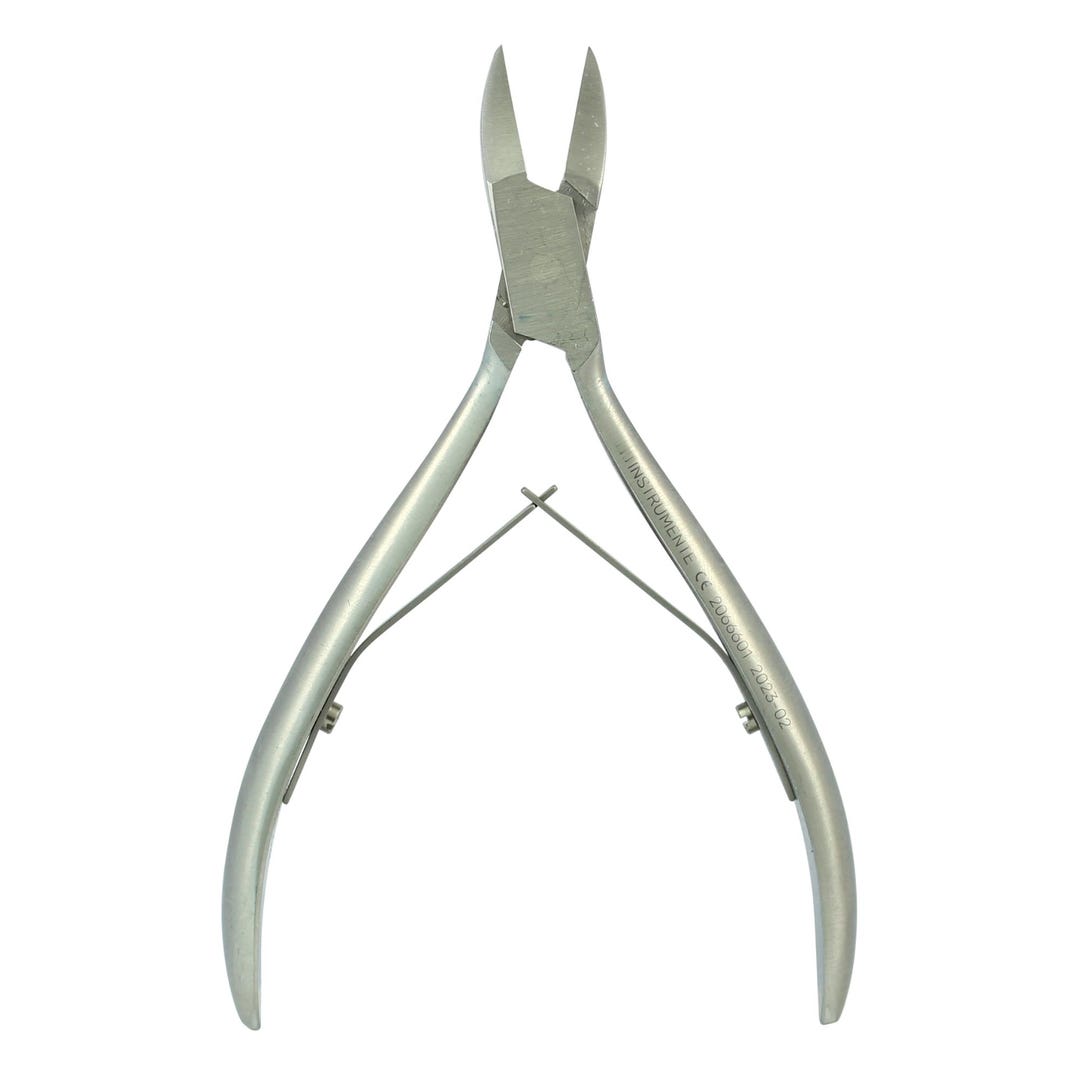 Curved Nail Nipper for Thick Nails, Arched Slim Blade Cutter, Beauty ...