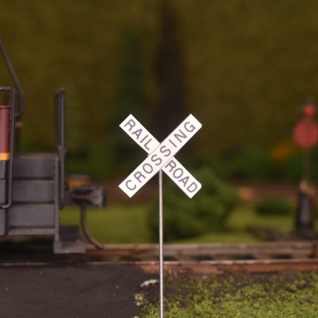 N Scale - Railroad Crossing Warning Sign Pack – Choose Pole Type (4, 10 ...