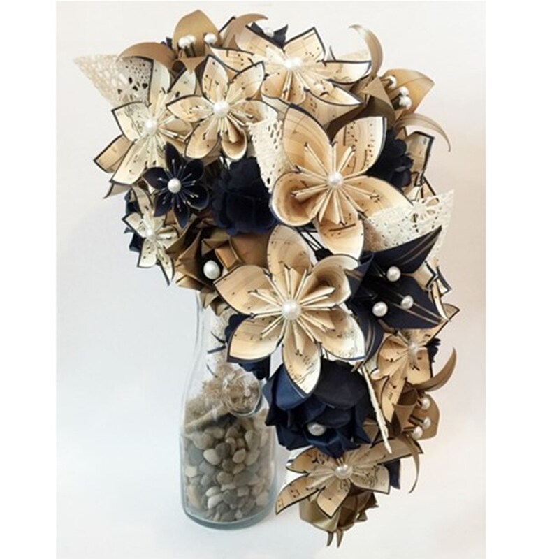 Sheet Music Bouquet - Etsy