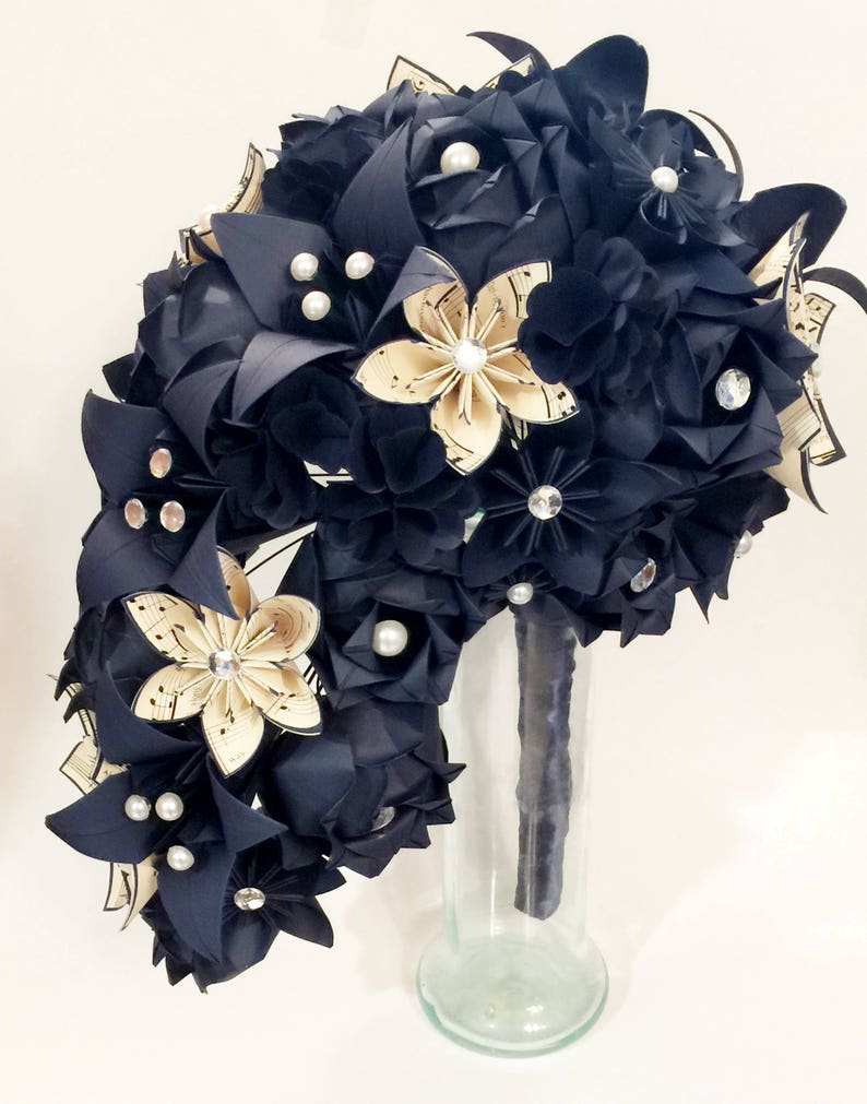 Cascading Bouquet of Roses Handmade Bridal Bouquet sheet | Etsy