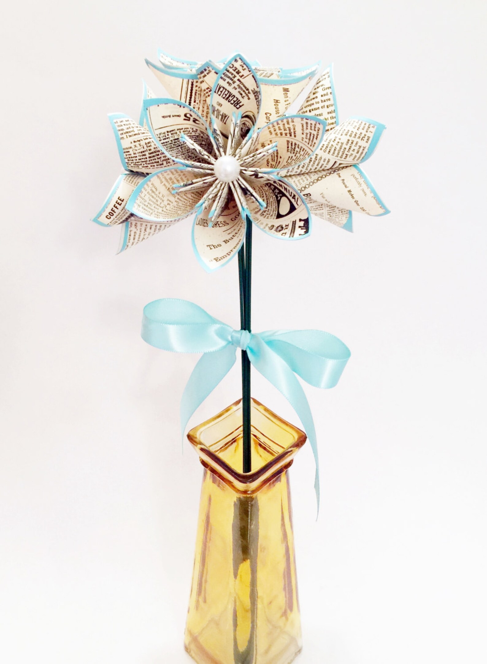 5 Vintage Newspaper Print Paper Flowers Ready to Ship - Etsy