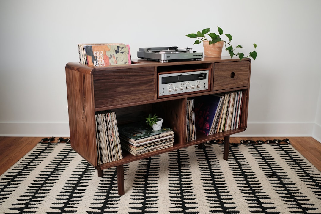 Flynn Vinyl Console - Etsy