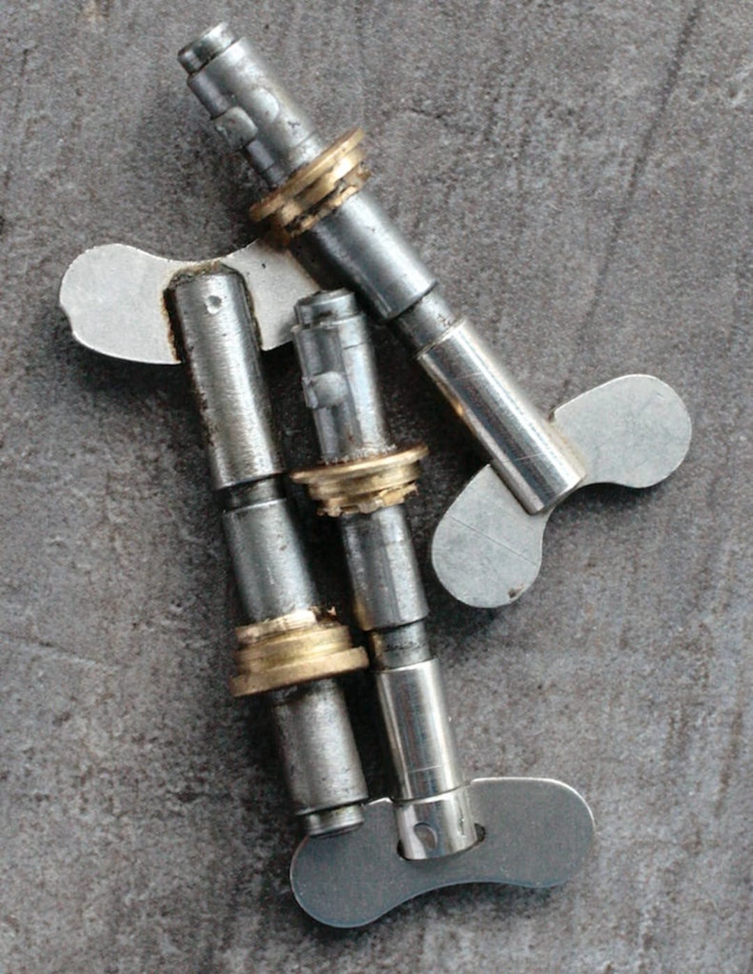 Vintage Alarm Clock Winding Knobs Keys Set of 3 D9 - Etsy