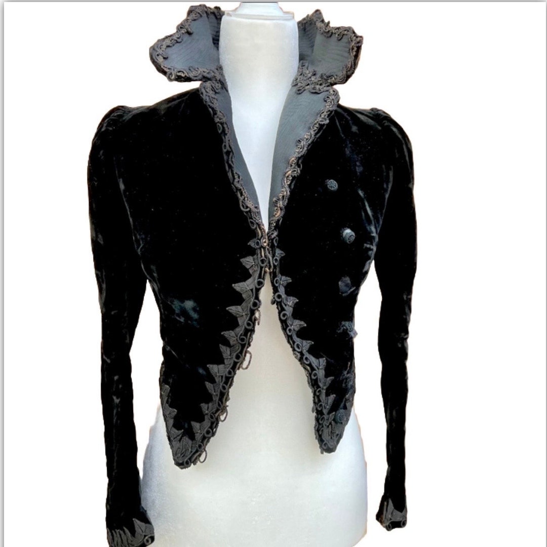 Edwardian Velvet Winter Coat From the 1890s Structurally Wearable ...
