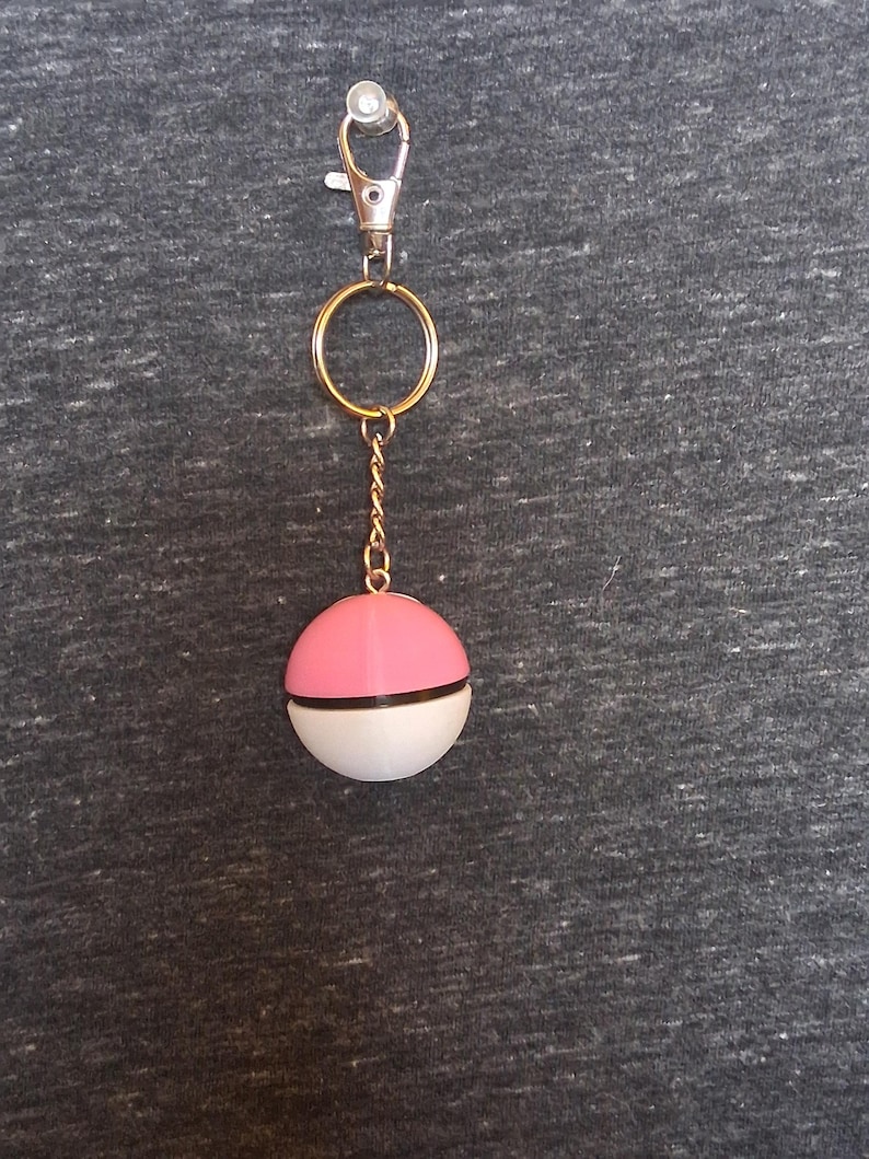 Love Ball - Inspired Pokéball Key Chain - Etsy