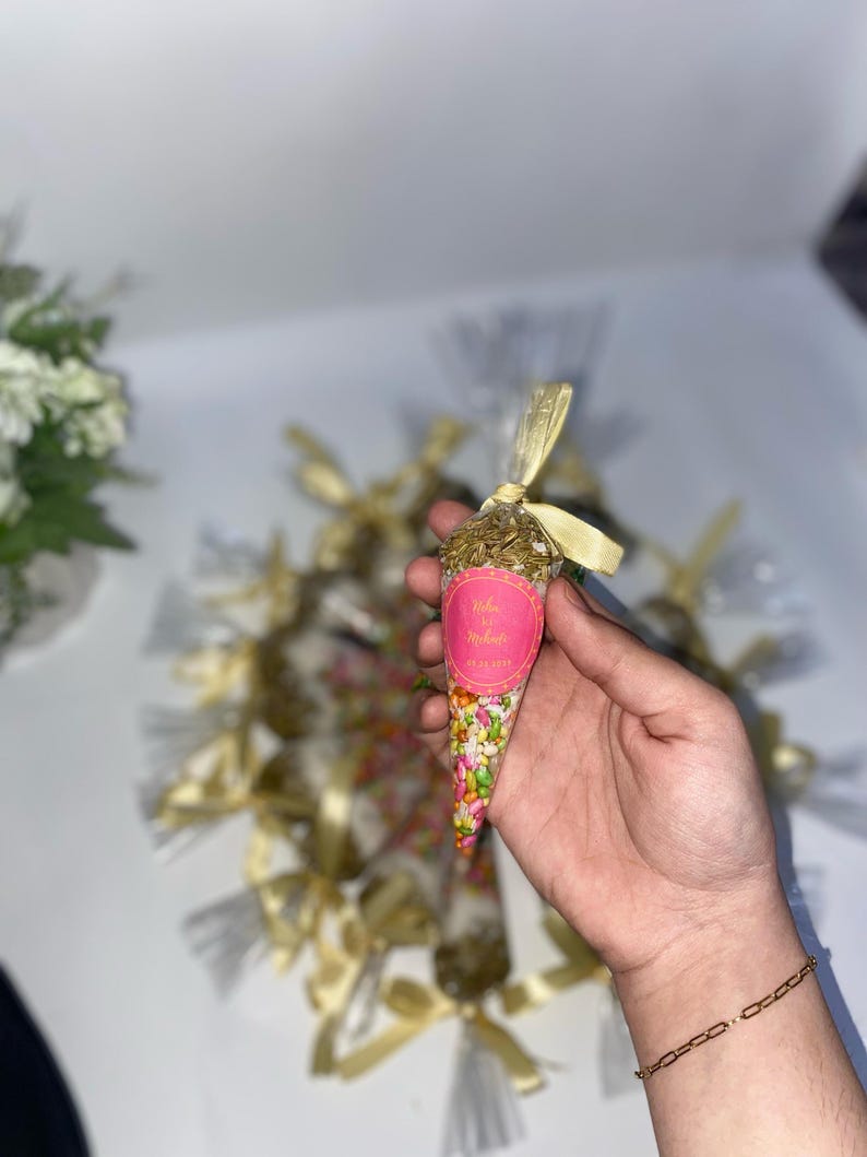 Traditional Desi Wedding Favors - Fennel Saunf Cones for Dholki Gifts ...