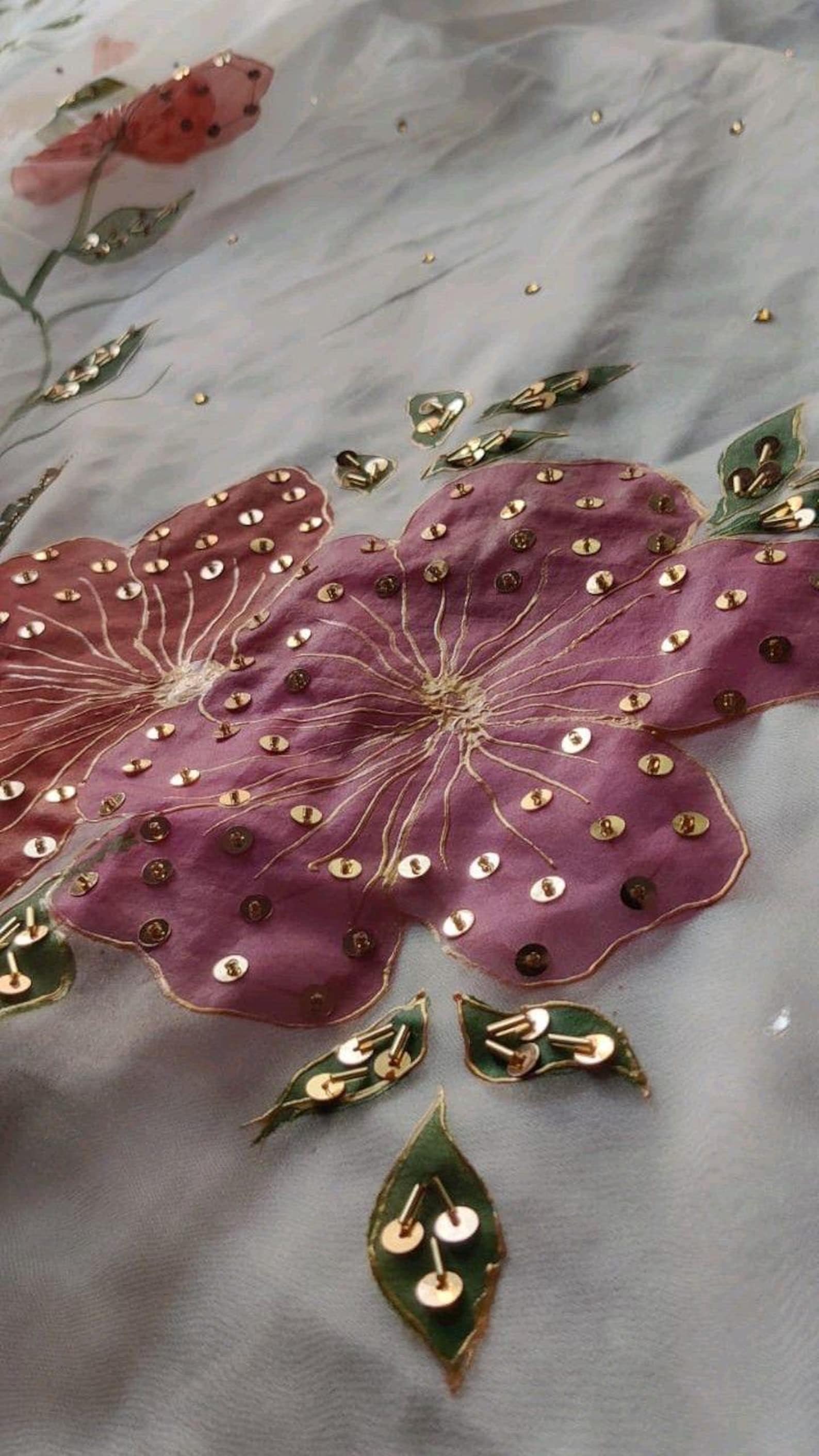 Hand Embroidered Pakistani Bridal Dress: Floral Appliqué Organza ...
