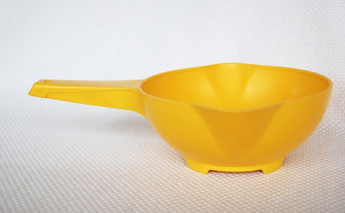 Vintage Tupperware SMALL YELLOW Colander, Tupperware Strainer - Etsy