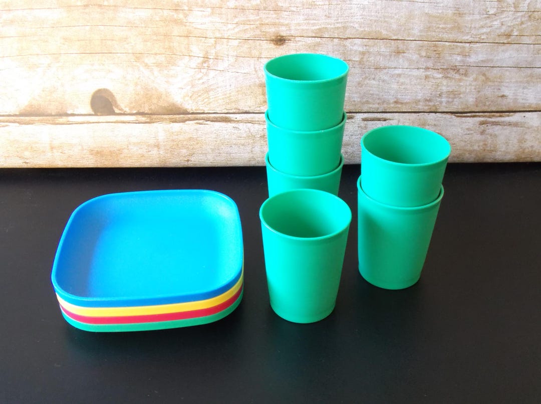 Mini Tupperware Tuppertoy Child Size Plates and Cups 10 Pieces Tupper ...