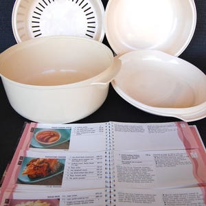 Tupperware Tupperwave Stack Cooker and Cookbook Stack Cooked Meals 7 Pc ...