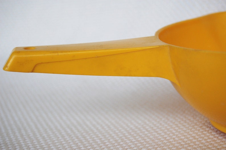Vintage Tupperware SMALL YELLOW Colander Tupperware Strainer - Etsy