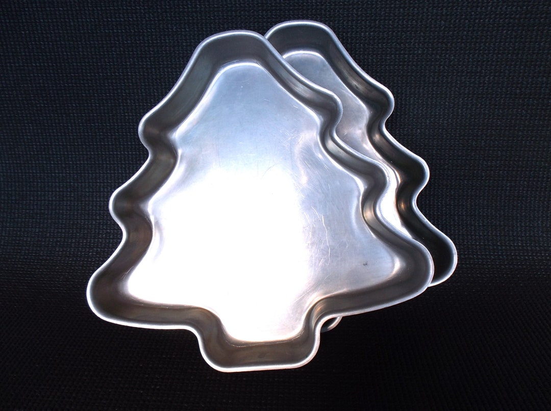 Vintage Mirro 1190M Pine Tree Pans Set of 2 for Christmas Tree Cakes ...