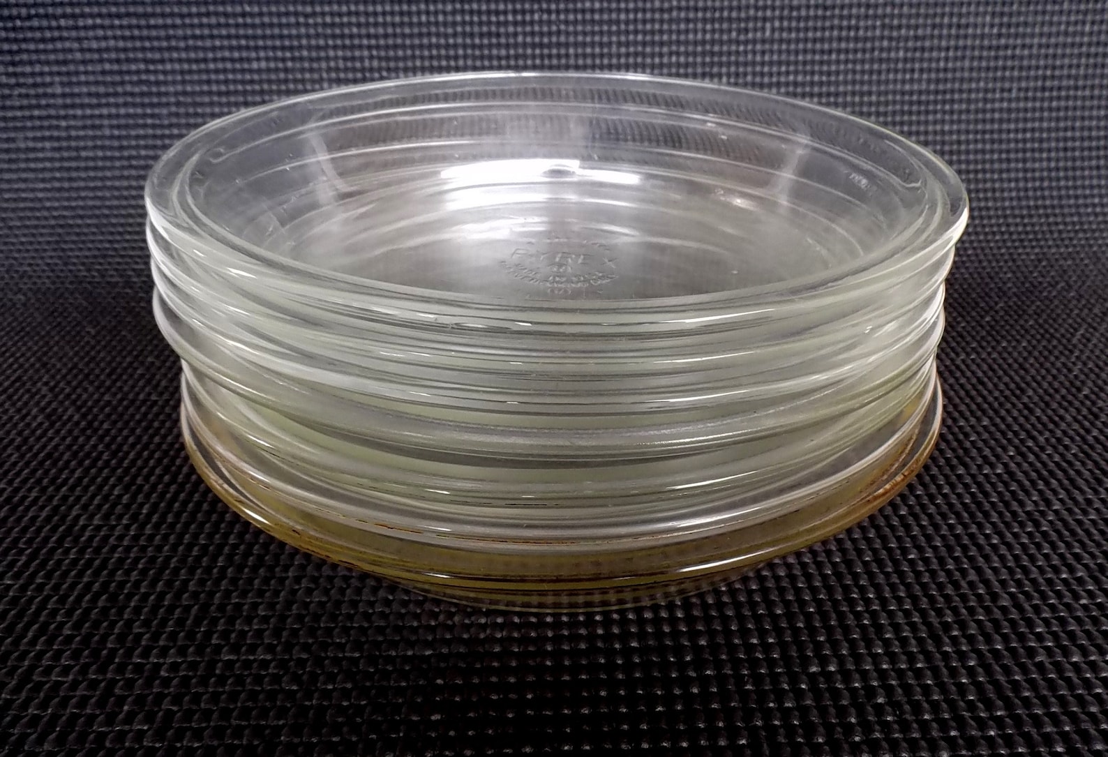 Vintage Pyrex 8 Inch Pie Plates Pyrex 208 Various and Older - Etsy