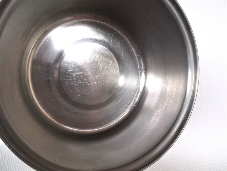 Ekco Flint 2 Quart Stainless Steel Saucepan and Cover Radiant Core ...