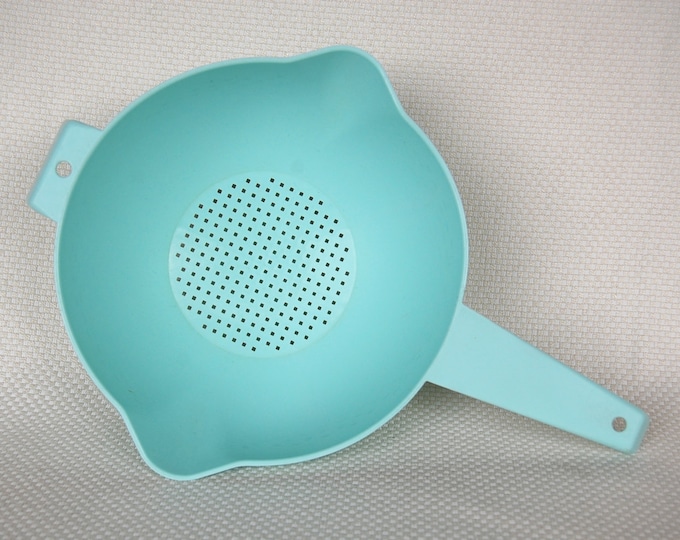 Vintage Tupperware Large Mint Green Colander With Left-handed and Right ...