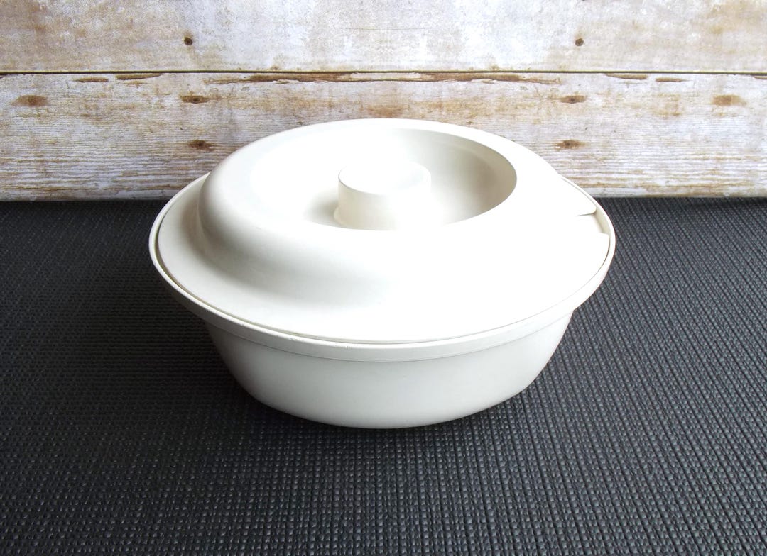 Vintage Tupperware Ultra 21 Covered 2 Quart Casserole Set for Oven and ...