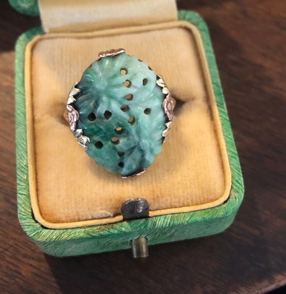 Antique Carved Chinese Jade And Gold Ring Gem
