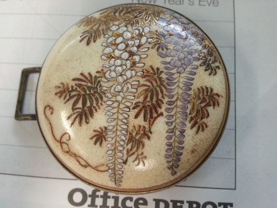 Antique Japanese satsuma wisteria belt buckle - Gem
