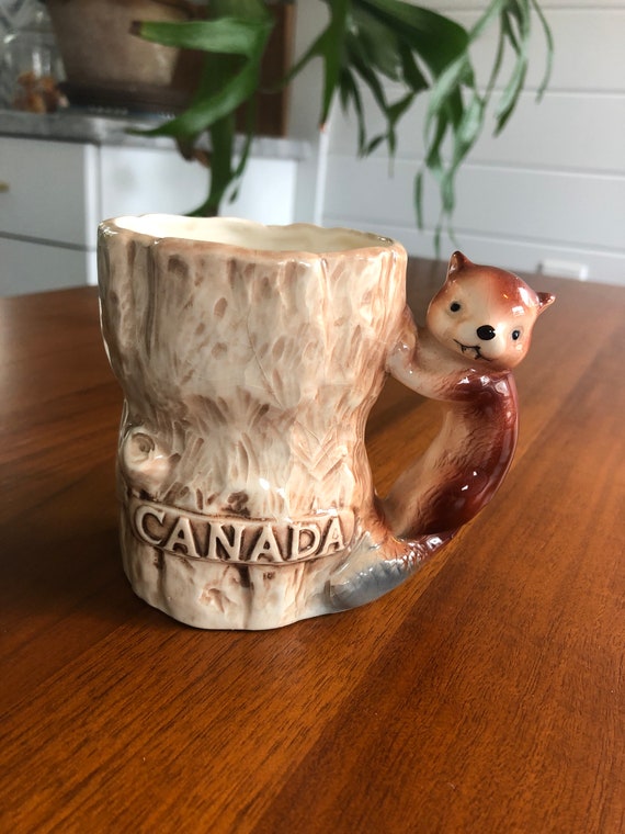 Vintage 1950s Canada Beaver Mug animal travel souvenir | Etsy
