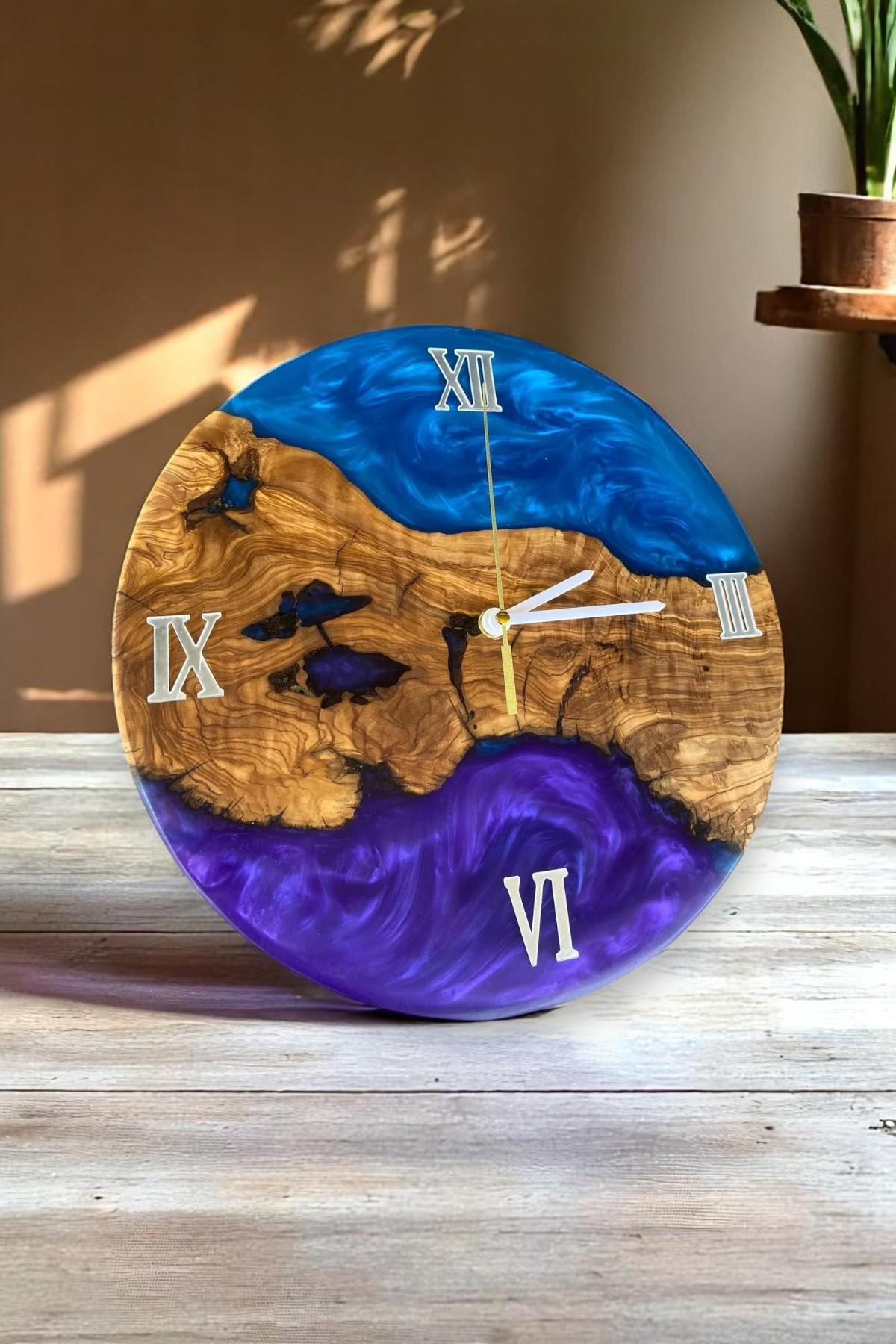 Handmade Green Epoxy Wall Clock – Natural Wood, Round Nature-inspired ...