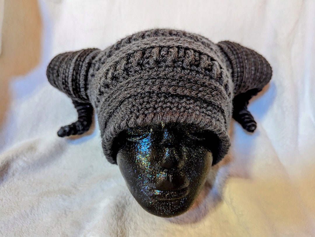 Made to Order Cosplay Horns Beanie Crocheted Krampus/yeti/ram Horns ...