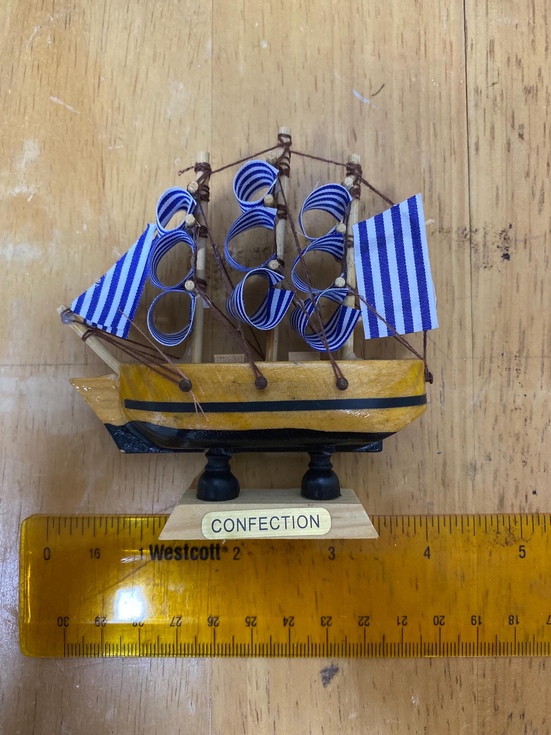 Mini Ship Model, Sail Boat, Nautical Pirate Mayflower Confection, Marie ...