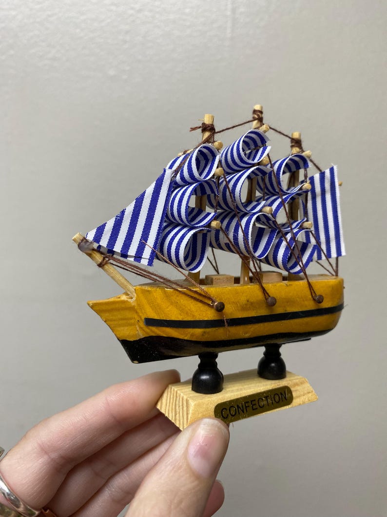 Mini Ship Model, Sail Boat, Nautical Pirate Mayflower Confection, Marie ...