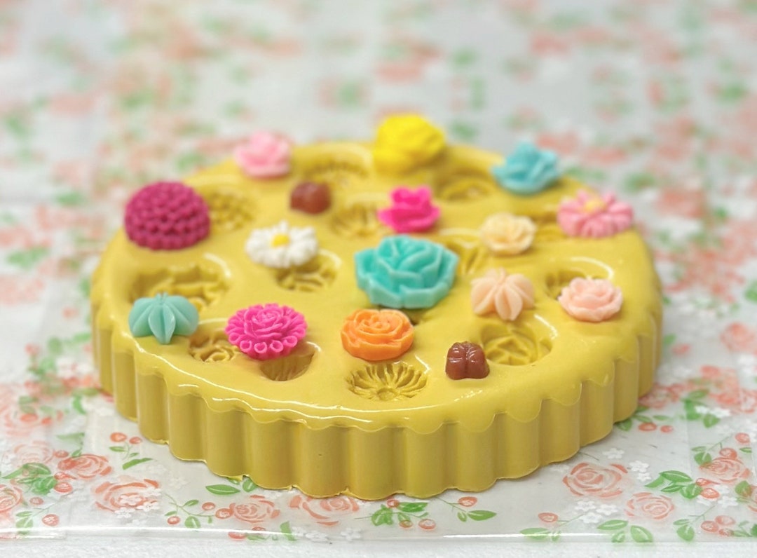 Silicone Flower Mold, SMALL Tiny Flowers, DIY Earrings, Resin Flower ...