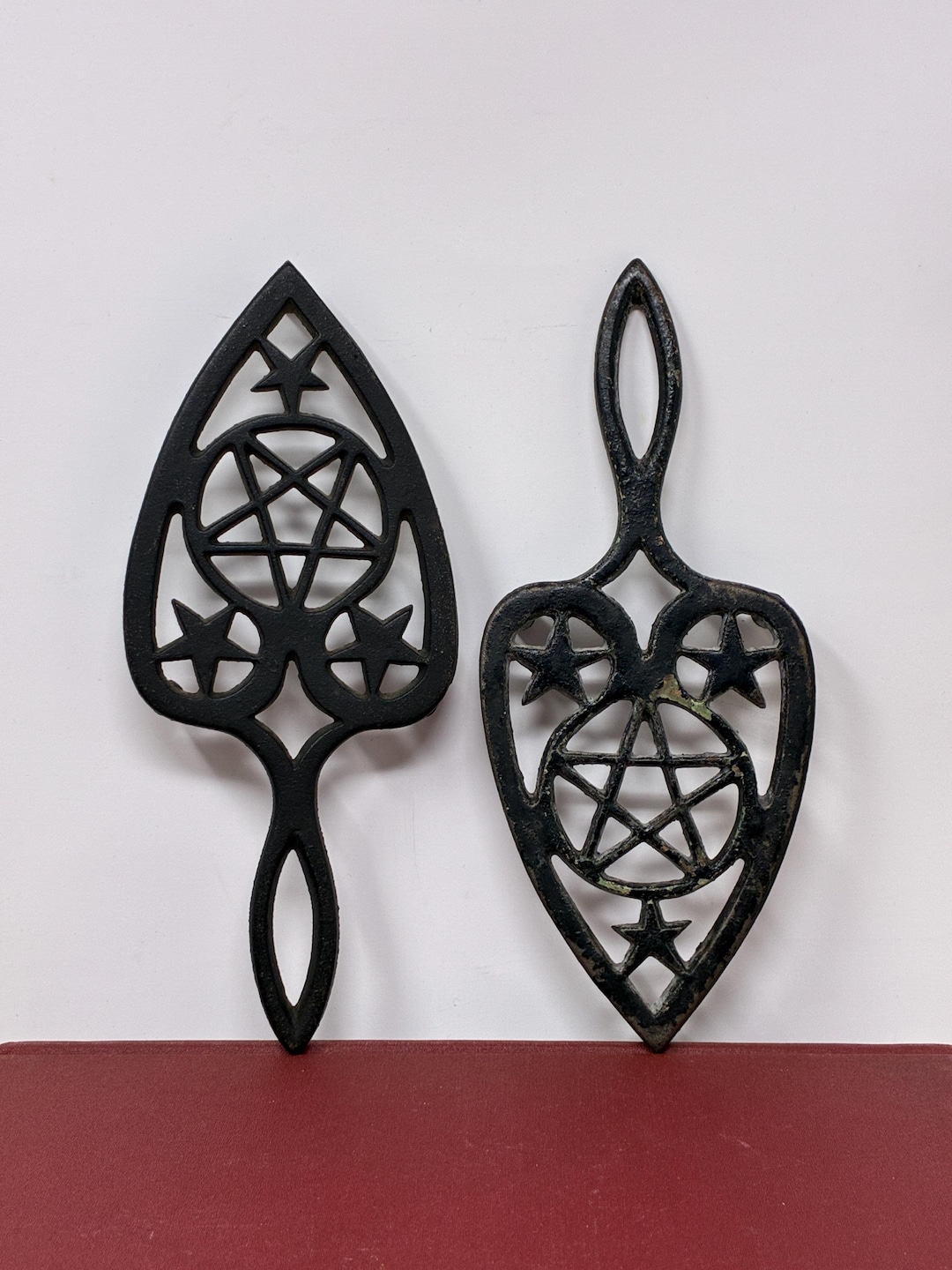 PICK ONE! Vintage Cast Iron Stars and Heart Tabletop or Wall Hanging ...