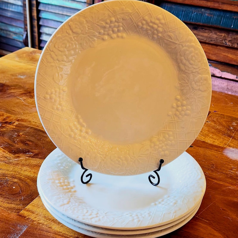 Four Seasons Plate - Etsy