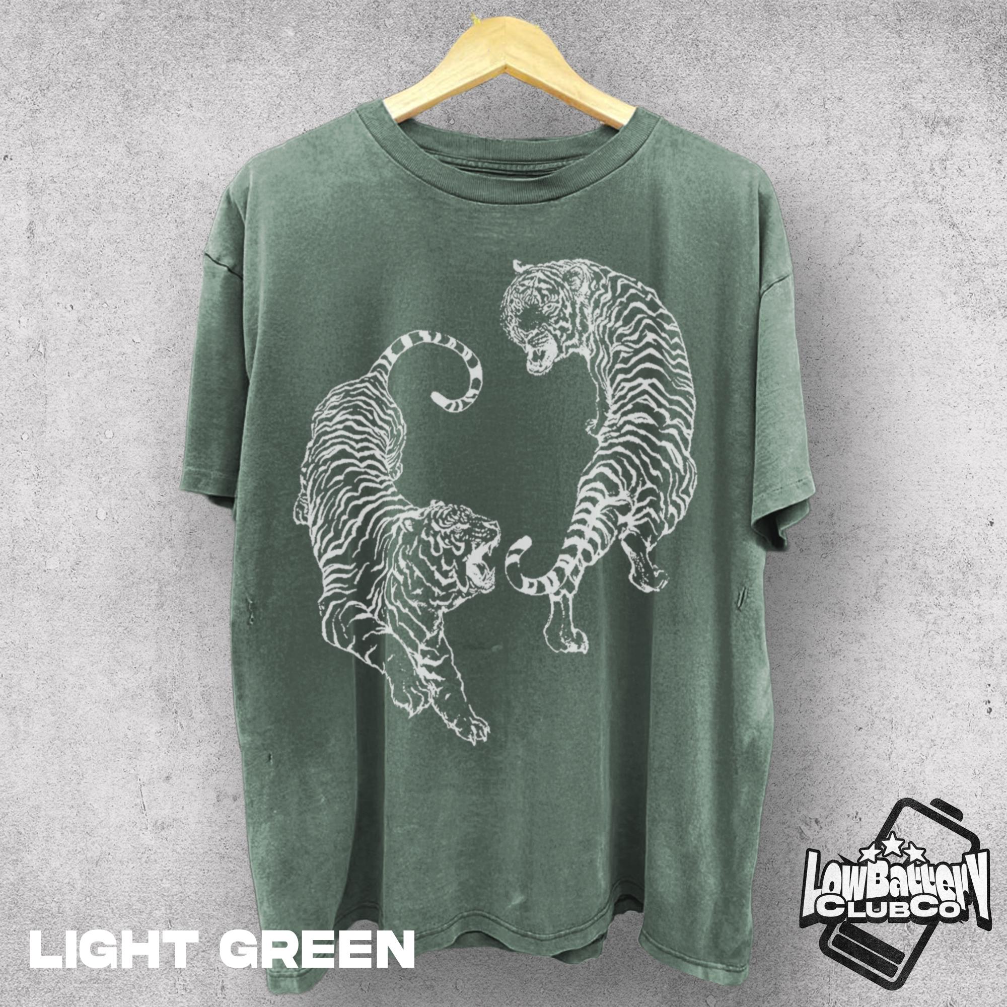 Retro Tiger Graphic Tee, Vintage Animal Shirt, Comfort Colors Classic ...