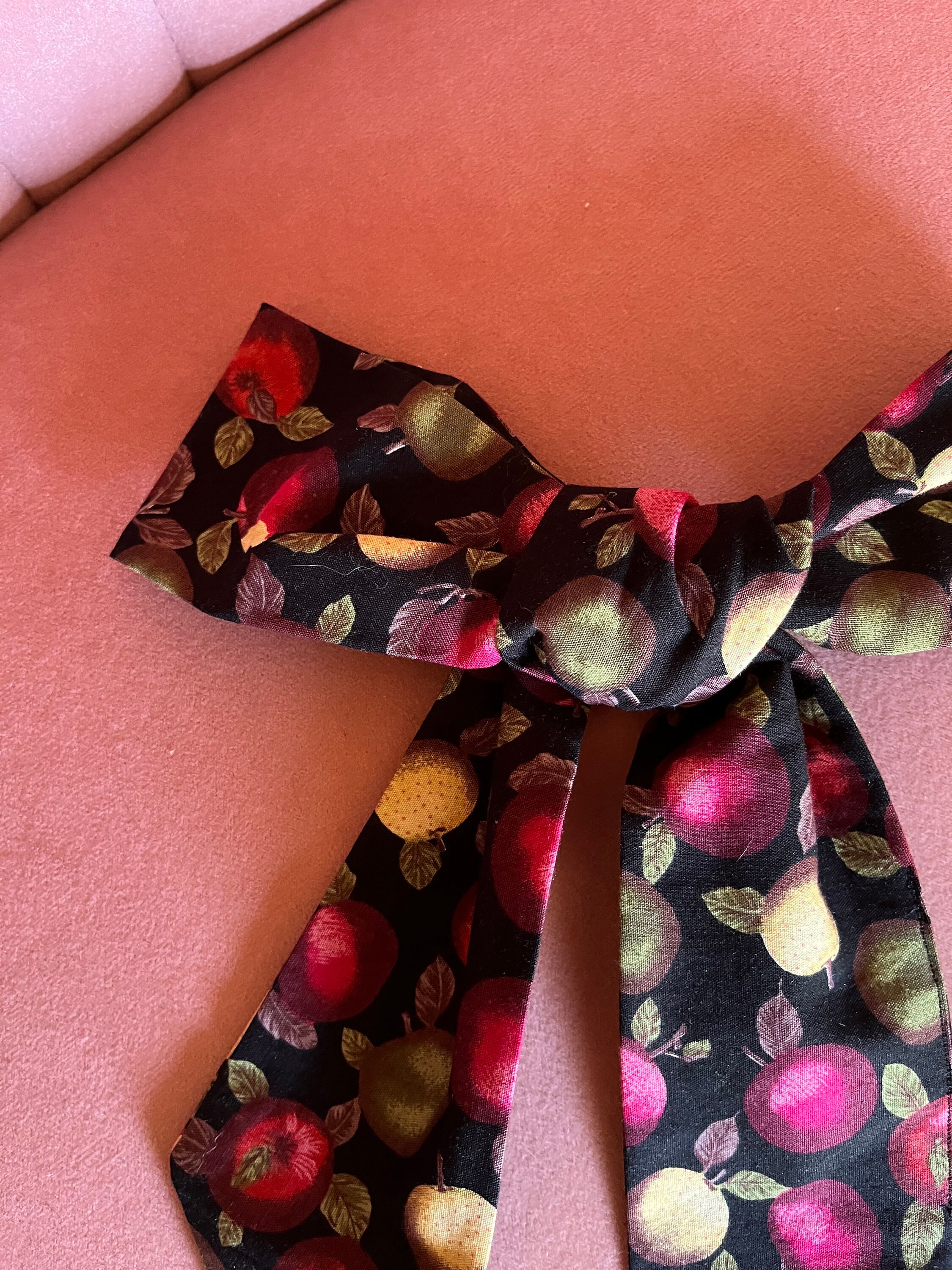 The Dark Apple Bow || Witchy Cottagecore Whimsigoth Hair Bow || - Etsy