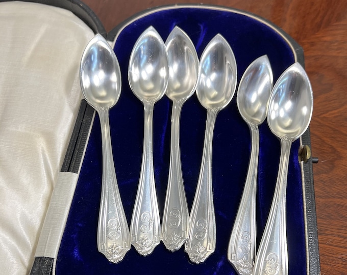 Set of 6 ANTIQUE HOTEL SPOONS Circa 192O Commodore Hotel Excellent ...
