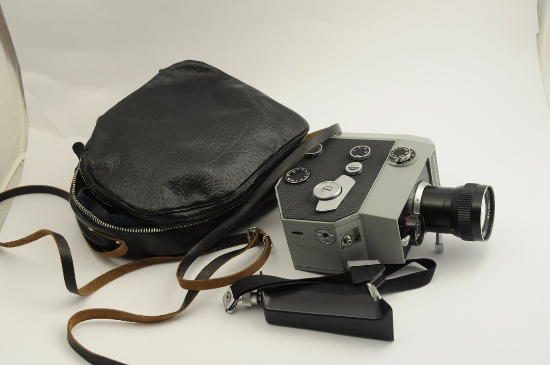 Vintage Mechanical Cine Camera Quartz 2x8c-3 Meteor-8m Collectible ...